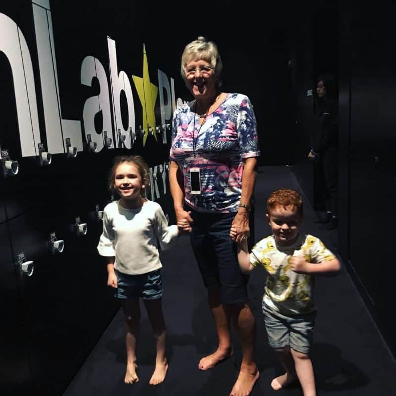TEAM LAB PLANETS WITH KIDS – The Tokyo Chapter