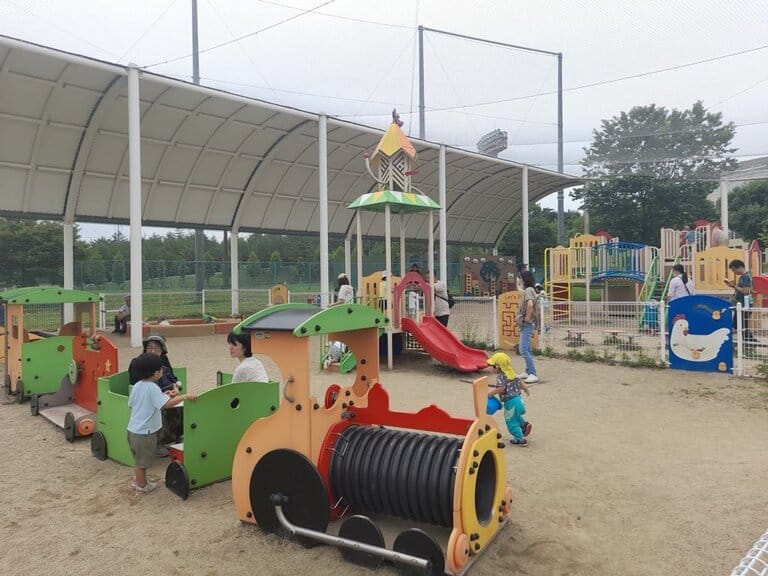 BEST PLAYGROUNDS IN THE KOBE AREA - DISCOVERED BY A KIWI FAMILY IN JAPAN