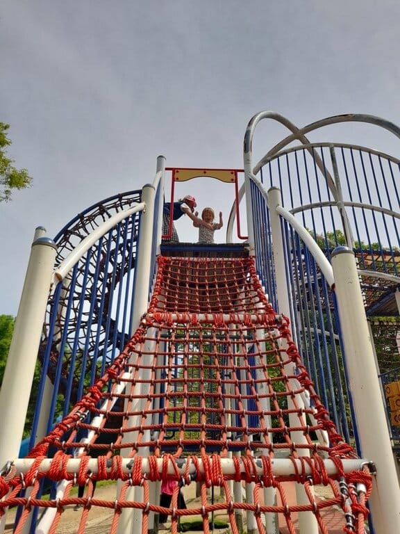 BEST PLAYGROUNDS IN THE KOBE AREA - DISCOVERED BY A KIWI FAMILY IN JAPAN