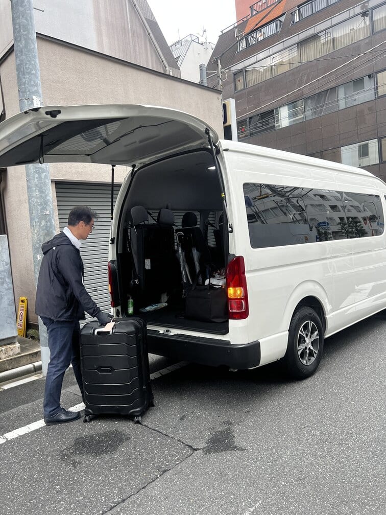 PRIVATE DRIVERS & PRIVATE TOURS IN JAPAN WITH KIDS