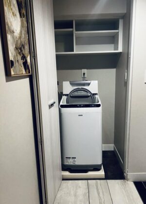 NO, YOU DON'T NEED A WASHING MACHINE IN YOUR JAPANESE HOTEL ROOM